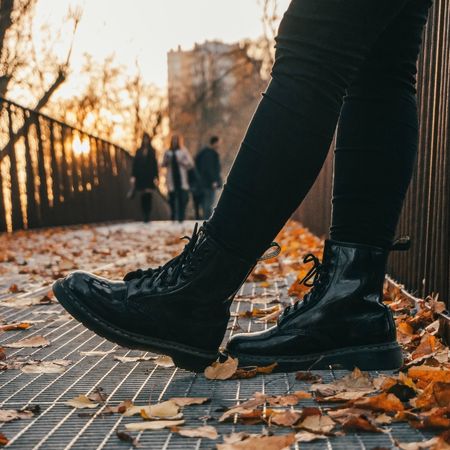 How to care for your feet in winter - Advance Foot Clinic Podiatry