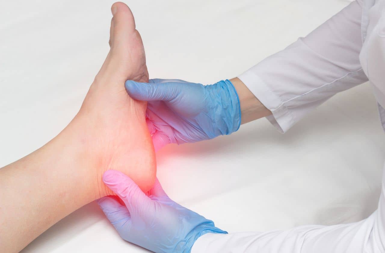 Why Do My Legs Ache at Night? - Advance Foot Clinic Podiatry